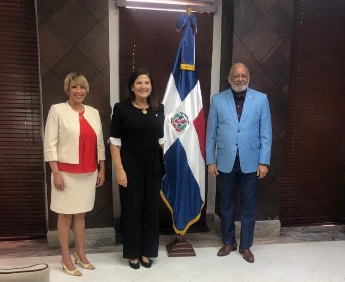 CENAPEC visita al ministro de Educación - CENAPEC